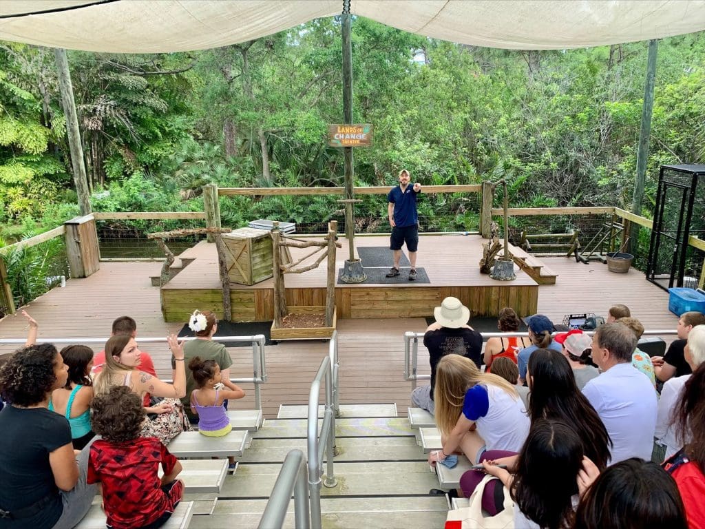 New Chats Give Behind-the-Scenes Info on Animal Care - Brevard Zoo